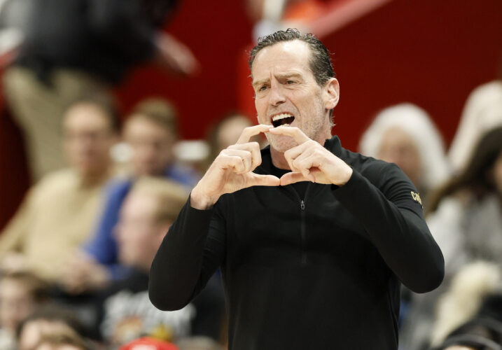 Atkinson wins NBA coach of the year | News, Sports, Jobs - Tribune ...